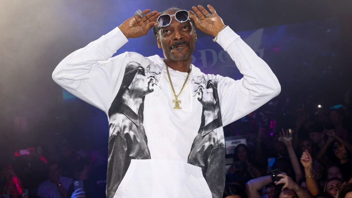 SNOOP DOGG LAUGHS OFF LOOKALIKE WHO CAUSES BIG STIR ON FLIGHT : sxswpop